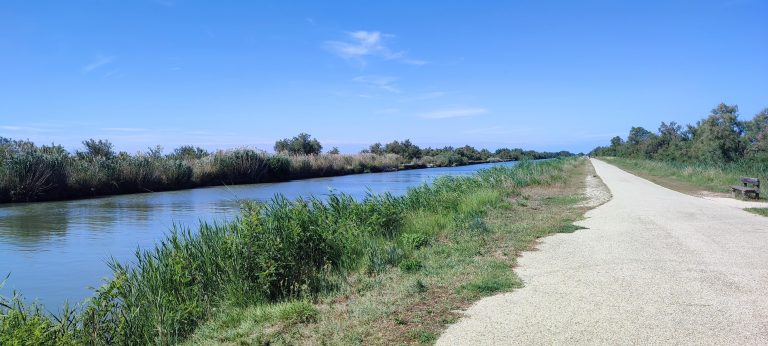 Euro Vélo 8 - La Méditerranée à Vélo, carte et hébergements | Alpes de ...